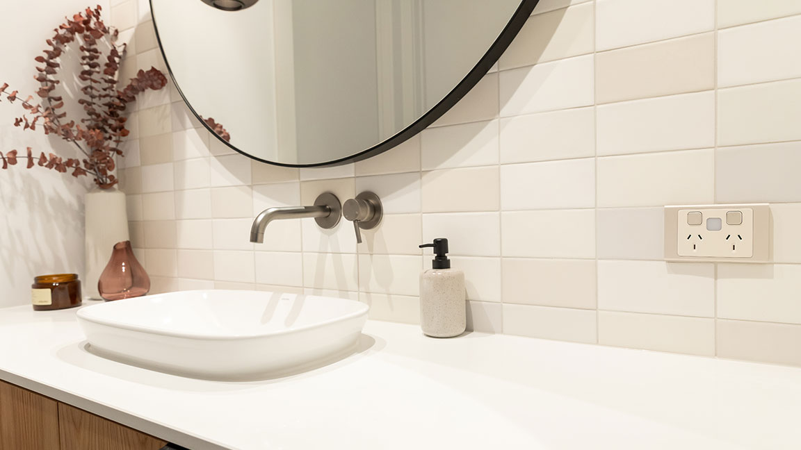 PDL Iconic | The stylish standard in electrical switches & sockets ...