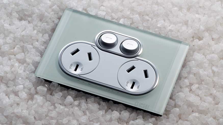 Clipsal Saturn Power Point With Usb | Lipstutorial.org